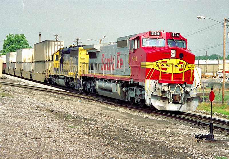 ATSF 894